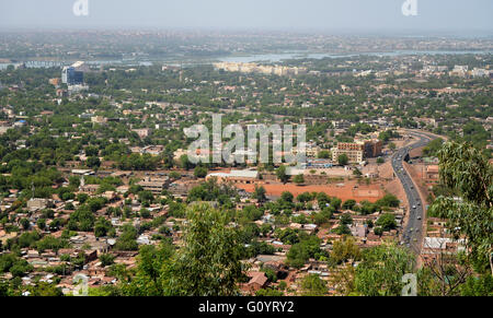 Bamako, Mali. 02nd May, 2016. View over the capital city of Bamako ...