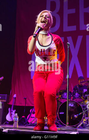 Rosemont, Illinois, USA. 6th May, 2016. Singer BEBE REXHA performs live ...