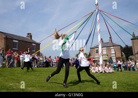 Aldborough Yorkshire, Maypole, traditional English England UK maypoles ...