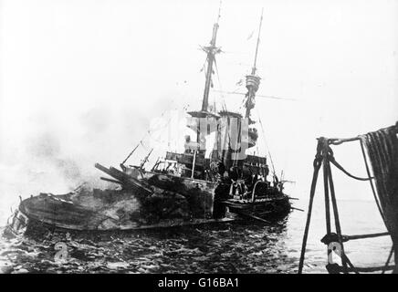 HMS Dreadnought, British battleship, WW1 Stock Photo - Alamy