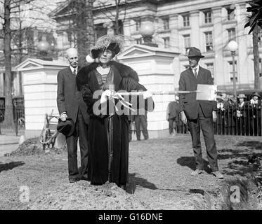 Florence Mabel Kling Harding (August 15, 1860 - November 21, 1924) was ...