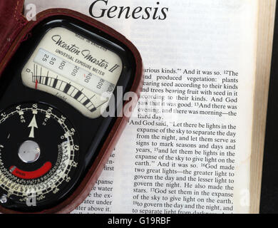 Bible, let there be light, Genesis 1, 3, God, creation, rays of light ...