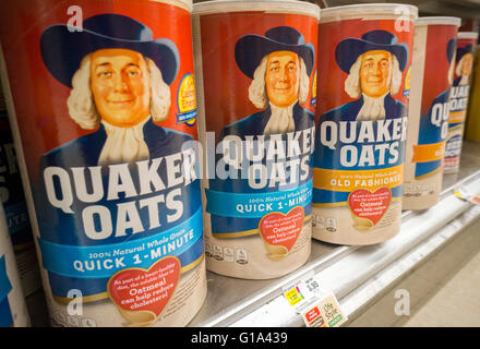Containers of Pepsico's Quaker Oats are seen on a supermarket shelf in ...