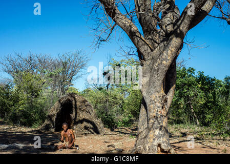 San people from Grashoek. The Living Museum of the Ju’Hoansi-San ...