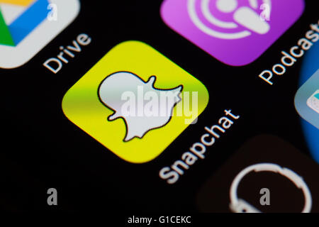Snapchat app icon on mobile screen - USA Stock Photo - Alamy