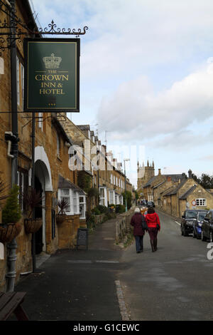 The Crown Inn and Hotel, Blockley, Gloucestershire, England, UK Stock ...