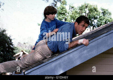 Mel Gibson & Elijah Wood Film Forever Young (USA 1992) Characters: Capt ...
