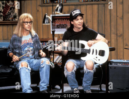 WAYNE'S WORLD, Mike Myers, Dana Carvey, 1992. ©Paramount/courtesy ...
