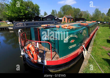 Chelmer and Blackwater Canal at Paper Mill Lock Little Baddow Essex ...