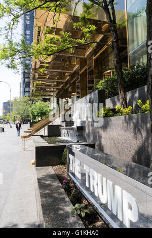 The Trump World Tower Sign and Entrance in New York City Stock Photo ...
