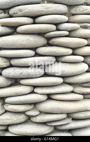 Layer of flat stones. Stone wall texture Stock Photo - Alamy