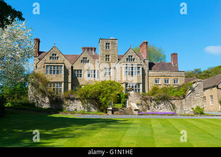Shipton Hall, an Elizabethan manor house in the village of Shipton ...