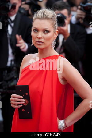 Kate Moss. Cannes Film Festival, May 1999 Stock Photo - Alamy