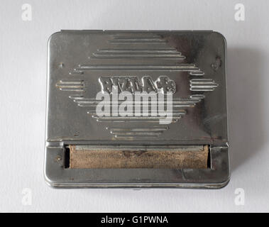 Vintage Rizla Cigarette Rolling Machine Stock Photo - Alamy