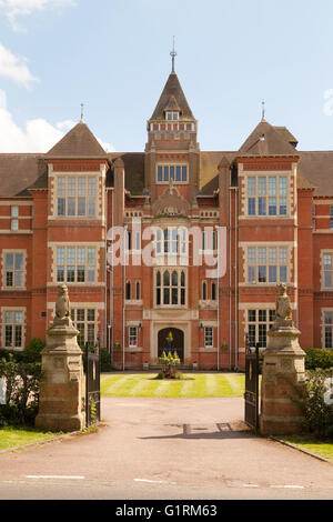 Warwick school, a leading independent boys school, Myton Rd, Warwick ...