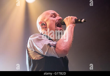 James performing at the O2 Academy Bournemouth Stock Photo - Alamy