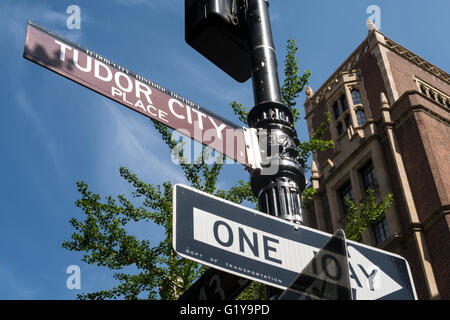 Tudor City Place Sign, NYC Stock Photo - Alamy