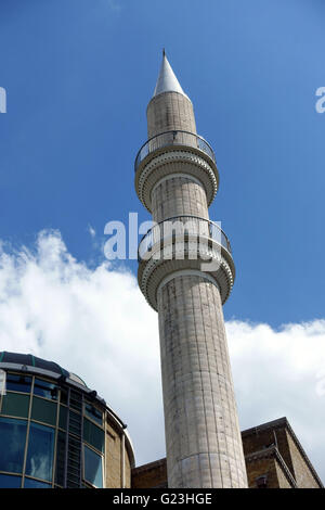 View of Kingsland Road and Suleymaniye Mosque Turkish Islamic Cultural ...