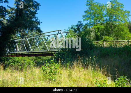 Modern small footbridge iron Stock Photo - Alamy