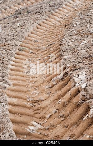 Photo of the ground mud soil texture dirt Stock Photo - Alamy