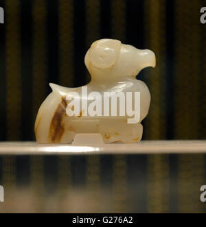 Jade bird. Fu Hao tomb, Shang Dynasty (c.1600-1046 BCE) . Beijing ...