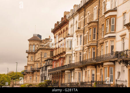 Houses on the beach at Victorian Saltburn during sunset Stock Photo - Alamy
