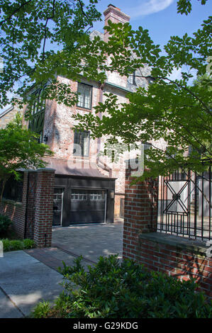 Barack Obama's former home in Hyde Park, Chicago, is a significant ...