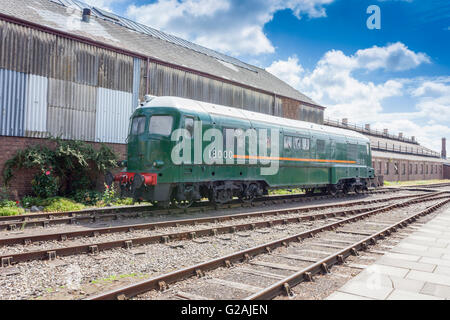 gas turbine locomotive 18000, brown-boveri, barrow hill roundhouse ...
