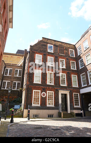 Dr Johnson's House is a museum to it's former tenant the 18th-century ...