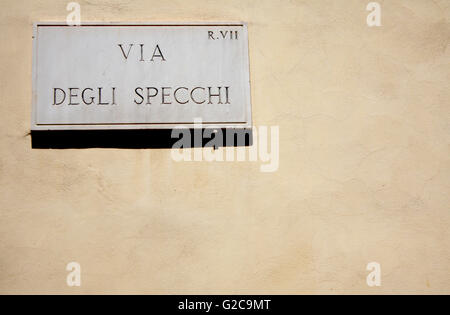 Street name plate in Rome Stock Photo - Alamy