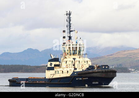 Ayton Cross, a tugboat operated by Svitzer on the Firth of Clyde ...