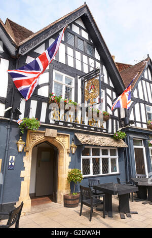 Royal Oak pub, Evesham at Vine Street, Evesham, Cotswolds ...