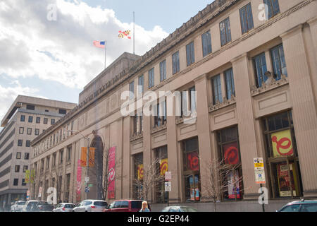 The exterior of the Enoch Pratt Free Library in the city of Baltimore ...