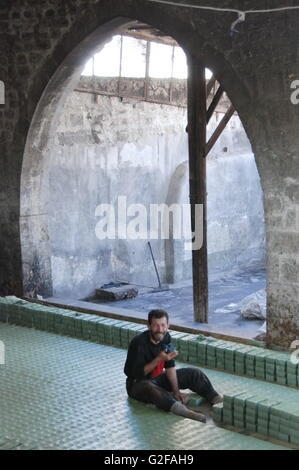 Aleppo - Worker At Soap Factory Stock Photo - Alamy