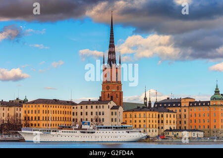 Scenic panorama of the Old Town (Gamla Stan) pier architecture in ...