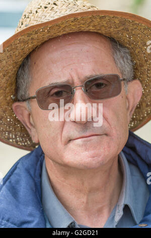 star Barolo winemaker Elio Altare of La Morra Stock Photo - Alamy