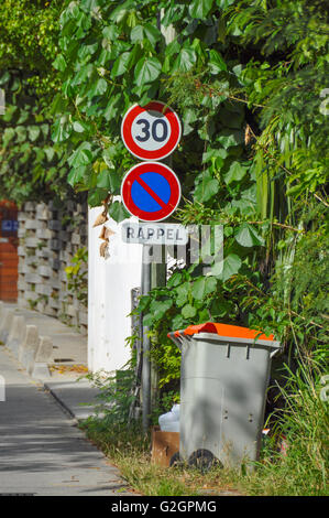 French Rappel road sign. A blue background with a red border Stock ...