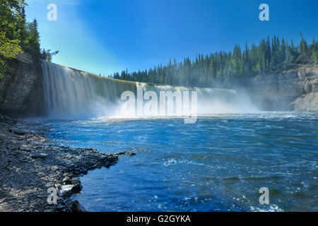 Kakisa River Lady Evelyn Falls on Waterfalls Route (Highway) (Mackenzie ...