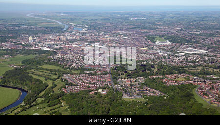 Preston Town Centre in Lancashire, The main shopping road Fishergate ...