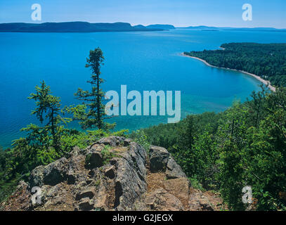 Kama Bay Lake Superior Nipigon Ontario Canada Red and Orange Rock Beach ...