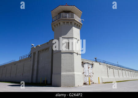 The wall surrounding the Collins Bay penitentiary in Kingston Ont., on ...
