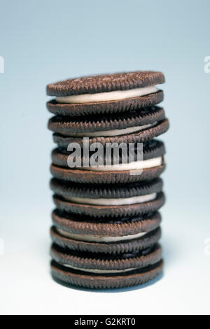 Stacks of Oreos Stock Photo - Alamy
