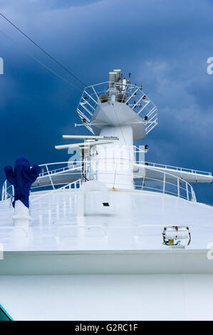 Radar Mast of a Ship Stock Photo: 43146189 - Alamy