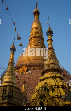 Shawedagon Pagoda, Yangon, Myanmar Stock Photo - Alamy
