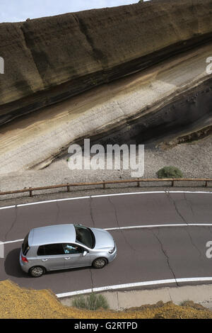 Mirador la Tarta , The Cake, volcanic texture with layers of basalt and white pumis from ...