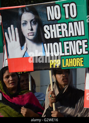 Activists of Peoples Party (PPP) chant slogans in favor of their ...
