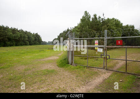 Royal Logistics Corp Deepcut Barracks perimeter fence Stock Photo - Alamy