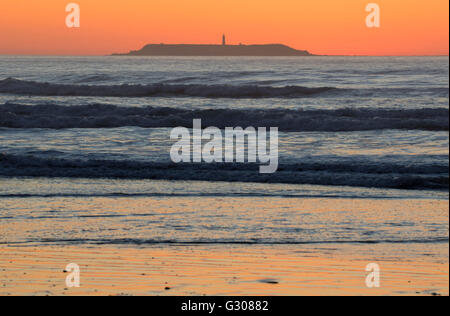 Destruction Island Lighthouse sunset from Ruby Beach, Olympic National ...