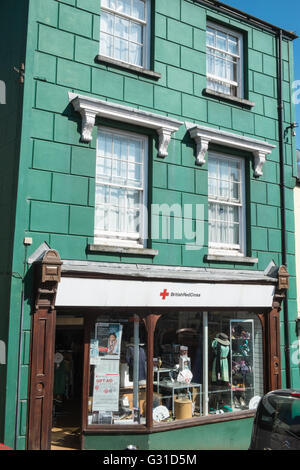The Red Cross charity shop in Coolangatta on the gold coast in ...