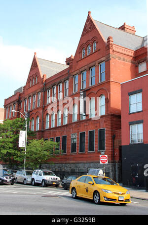 The Museum of Modern Art, Queens; Moma QNS Stock Photo - Alamy